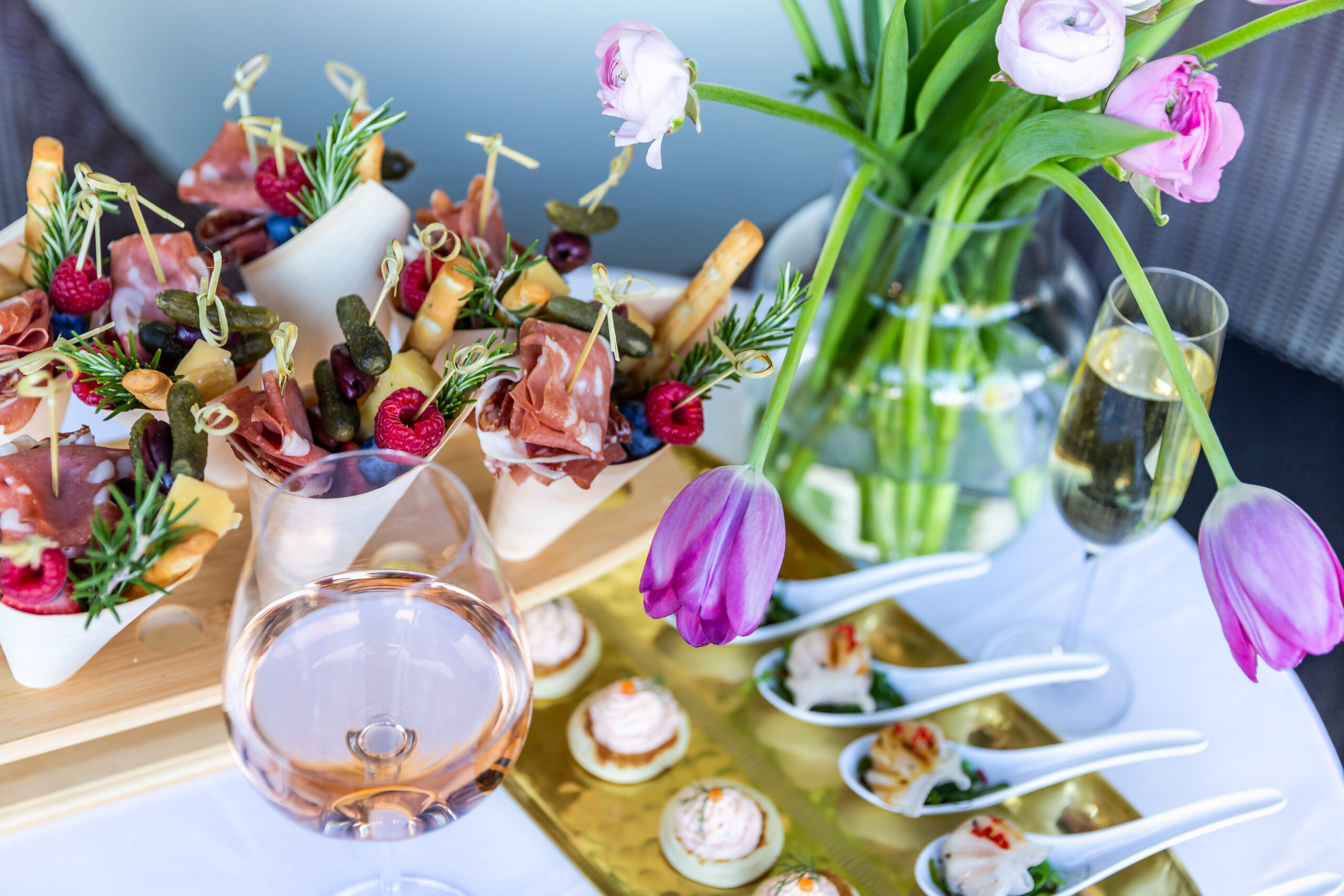 Bar, Restaurant & Function Venue in Brisbane | Regatta Hotel