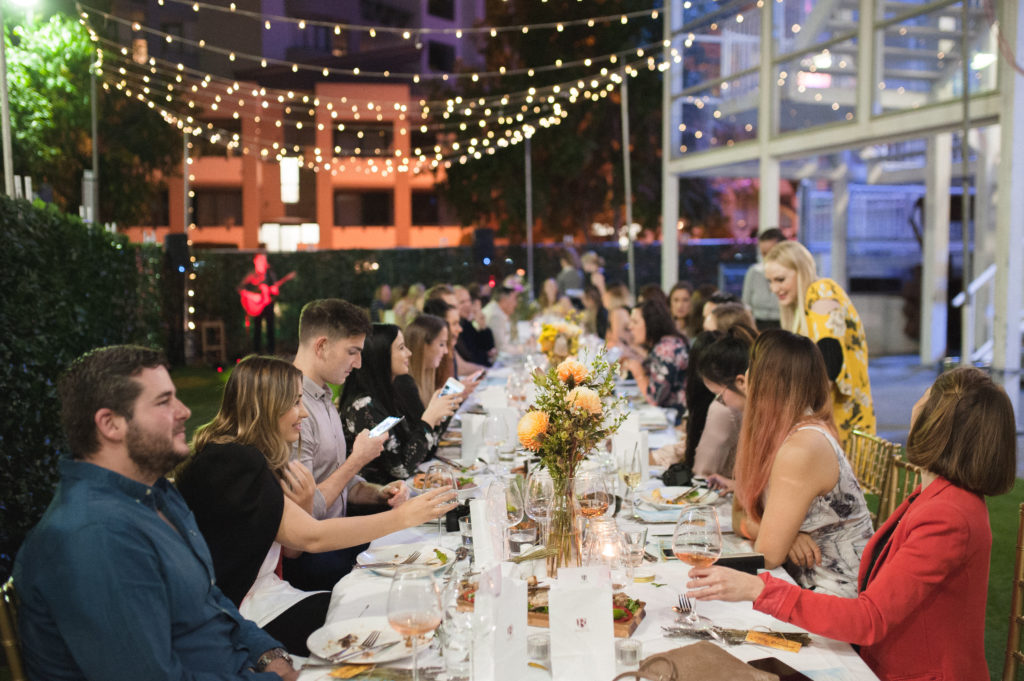 Bar, Restaurant & Function Venue in Brisbane | Regatta Hotel